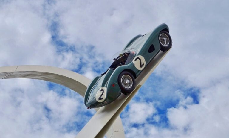 Living in Faygate, West Sussex - Right Rent